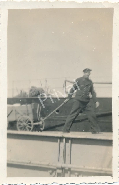 FOTO KRIEGSMARINE SOLDAT Uniform Transportwagen Leiterwagen M1.73 EUR ...