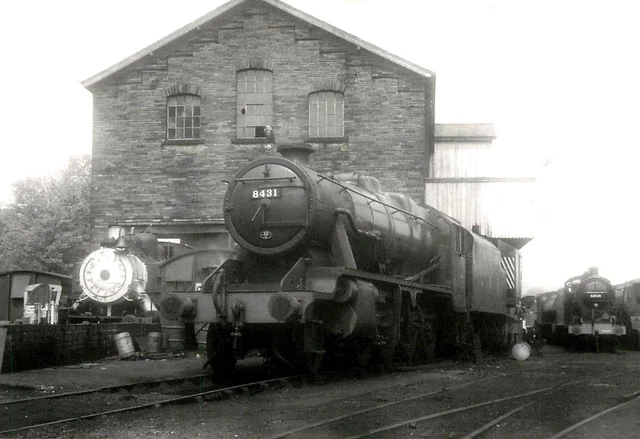 B & W Photo - Lms Loco 8431 - 14X9 Cm £2.95 - PicClick UK