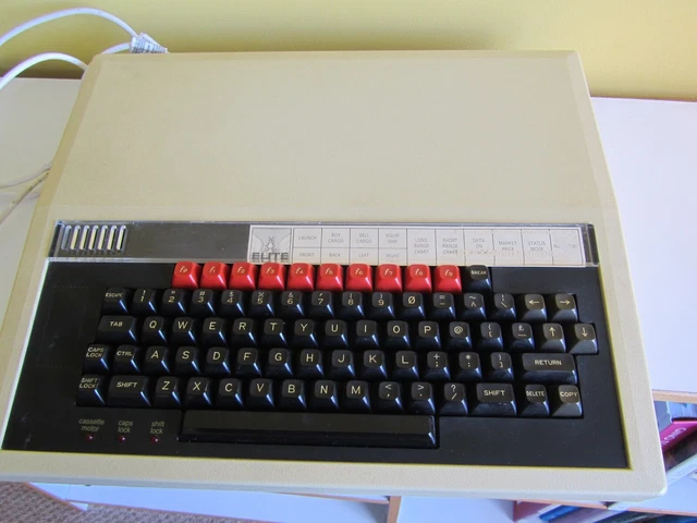 ACORN BBC MICRO computer with DIN Cable, user manual and 4 instruction ...
