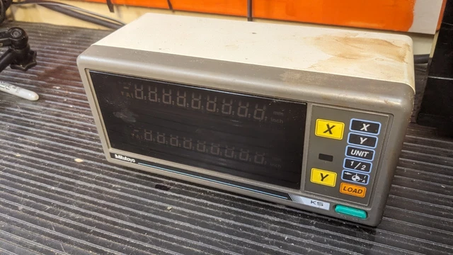 MITUTOYO 2 AXES counter for Linear scale 74-104CSA Model KS-32CSA $300. ...