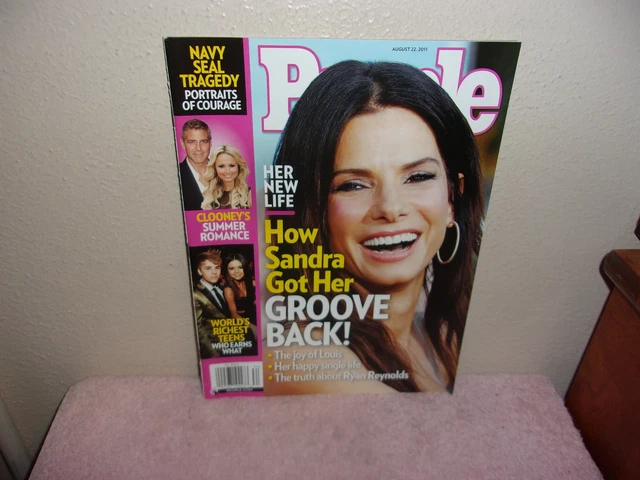 PEOPLE MAGAZINE.& How Sandra Got Her Groove Back " August 22, 2011 £10. ...