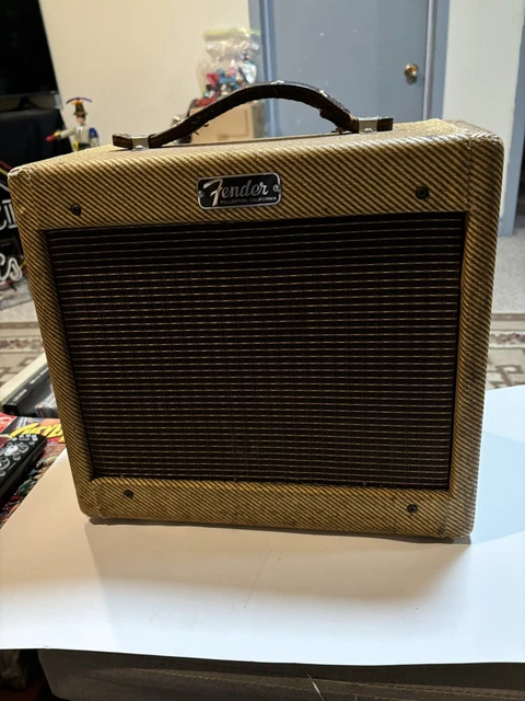 VINTAGE 1962 FENDER Champ Amp Model 5F1 Tweed Amplifier $2,500.00 ...