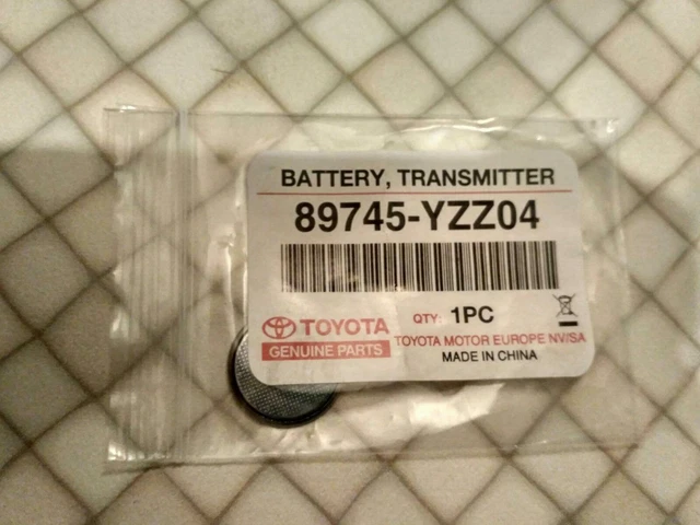 GENUINE TOYOTA BATTERY Wireless Door Lock Transmitter - 89745-YZZ04 £10 ...
