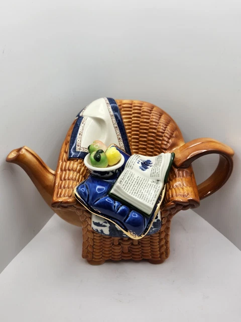 ROYAL DOULTON TEAPOT Real Old Willow Wicker Chair by Cardew Designs ...
