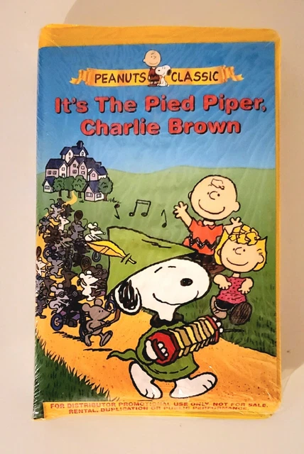 ITS THE PIED Piper, Charlie Brown Rare Pomo VHS 2000 Yellow Clamshell £ ...