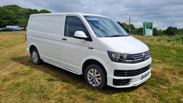 VW TRANSPORTER T6 panel van swb 2019 108k startline £15,500.00 ...