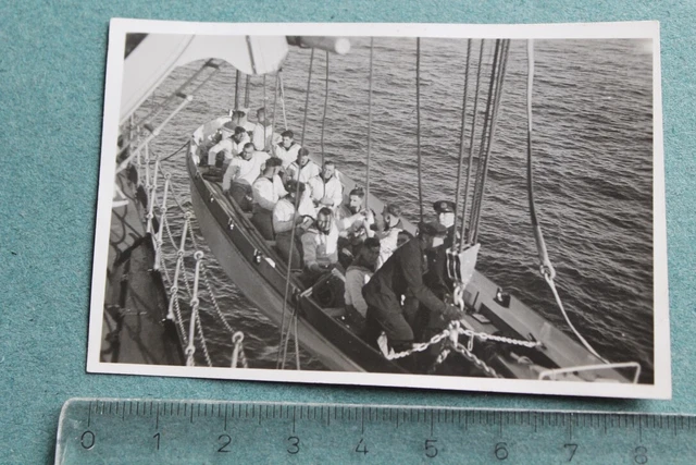 FOTO PHOTO GD WW2 Wehrmacht Kriegsmarine Schiff Marine Soldaten Beiboot ...