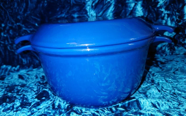 VINTAGE NACCO 16E Denmark Cast Iron Blue Enamel Casserole Dish & Lid ...