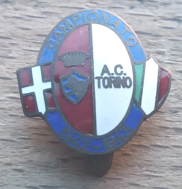 SPILLA PINS DISTINTIVO Stemma Simbolo Badge Logo Crest Club Napoli ...