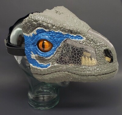 JURASSIC WORLD DOMINION Velociraptor Blue Mask Moving Eyes, Mouth With ...