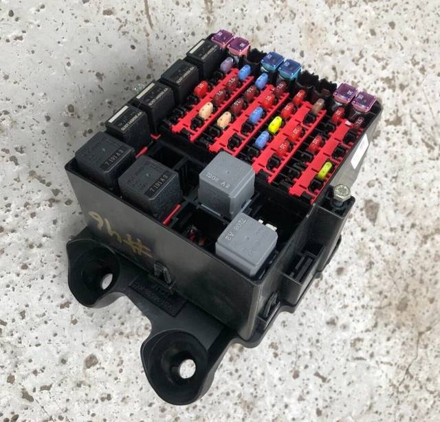 FORD TRANSIT COURIER Fuse Control Box Unit 1496cc Diesel MPV 2018 s46 £ ...