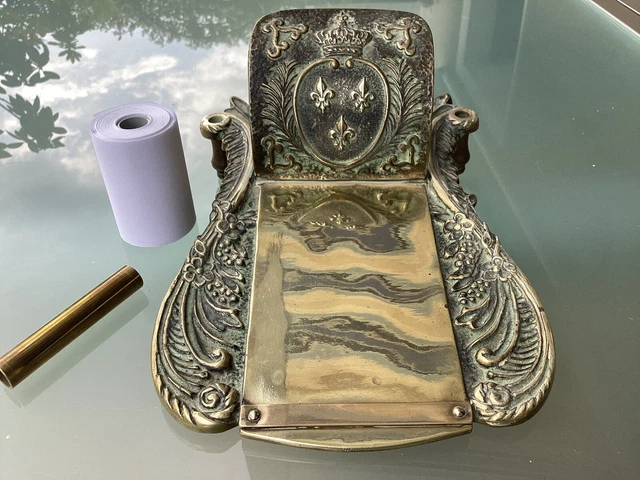 BLOC NOTE. SIGNÉ : MAX LE VERRIER. Bronze. Fleurs de Lys Couronne ...