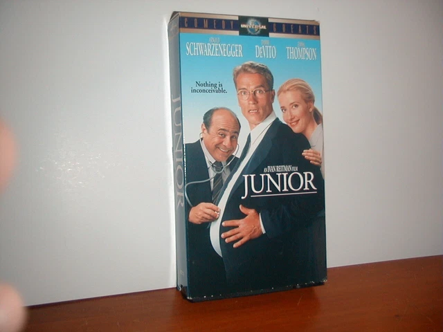 JUNIOR VHS Arnold Schwarzenegger Danny DeVito Ema Thompson Frank ...