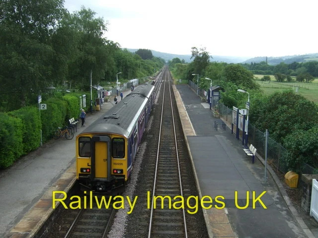 RAILWAY PHOTO CLASS 150 DMU Bamford Railway Station c2018 £2.00 ...