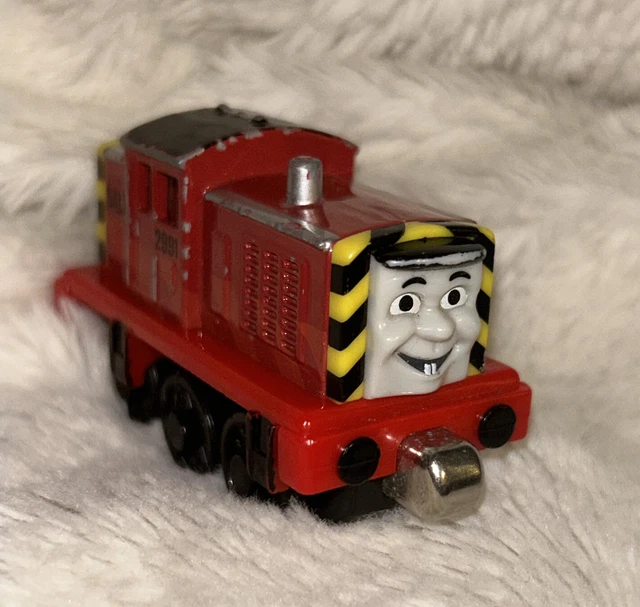 THOMAS THE TANK Engine & Friends SALTY Diecast Engine Take n Play 2009 ...