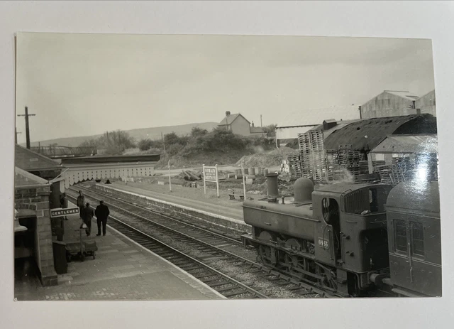 RAILWAY LOCOMOTIVE PHOTOGRAPH- Gwr Hirwaun Station - A723 £3.50 - PicClick UK