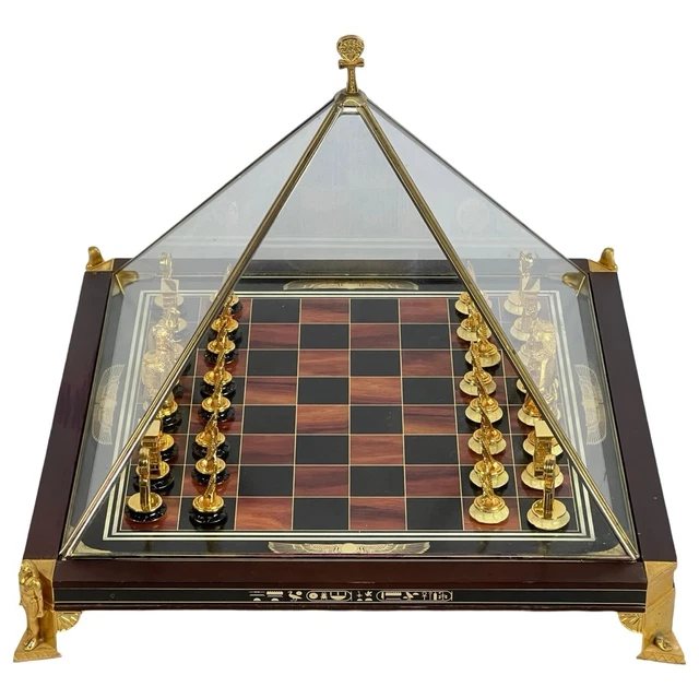 FRANKLIN MINT KING Tut Chess Set Glass Pyramid "Treasures of ...