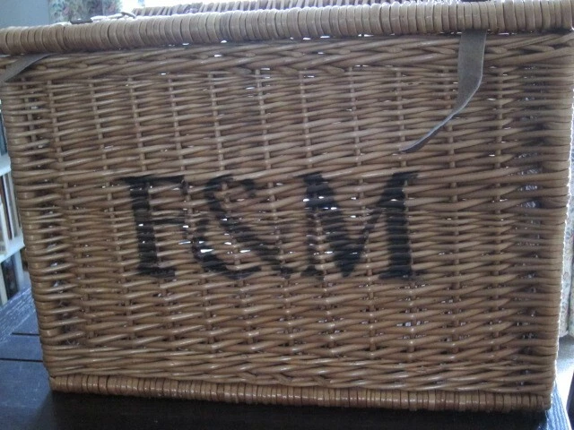 LARGE WICKER F&M Hamper/Storage Box with handles 59x 41 X 41 Fortnum ...