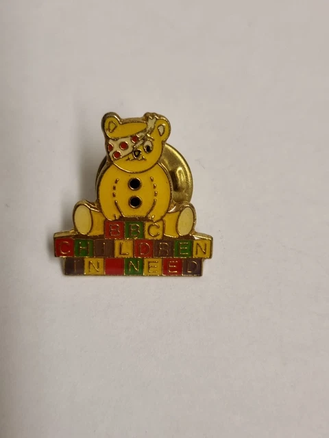VINTAGE BBC CHILDREN In Need Pudsey Bear Pin Badge 1986 £4.99 - PicClick UK