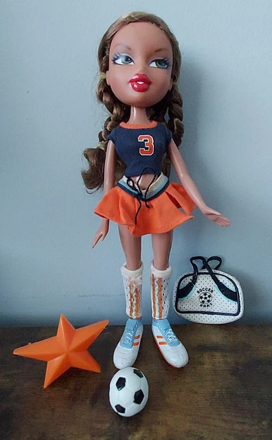 BRATZ DOLL PLAY Sportz Football Soccer Yasmin £18.99 - PicClick UK