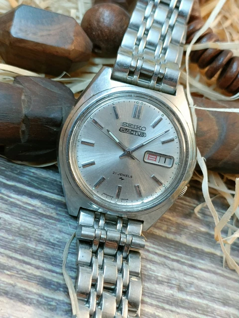 AUTHENTIC SEIKO ACTUS 21 Jewels Mens Mint Silver Dial Kaanji Day 7019-8010 Watch EUR 247,27 ...