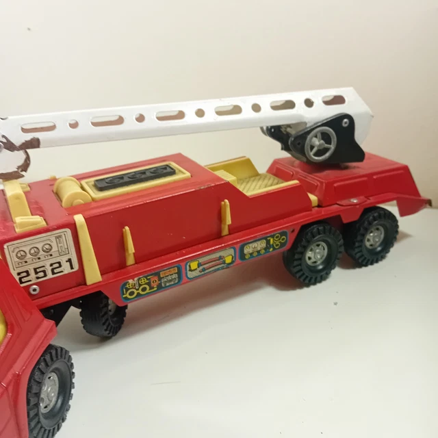 VINTAGE GOZAN BRONCO No 2521 Fire Engine Ladder Truck Made in Spain. £ ...