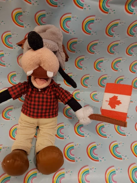 DISNEY GOOFY PLUSH Canadian Flag HTF Rare Collectable soft toy £7.25 ...