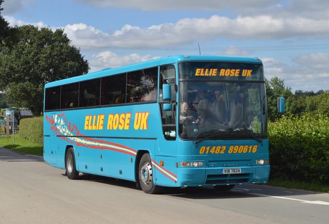 VIB 7824 ELLIE Rose Travel, Hull (W619 FUM) ex W.Arnold 6x4 Quality Bus ...