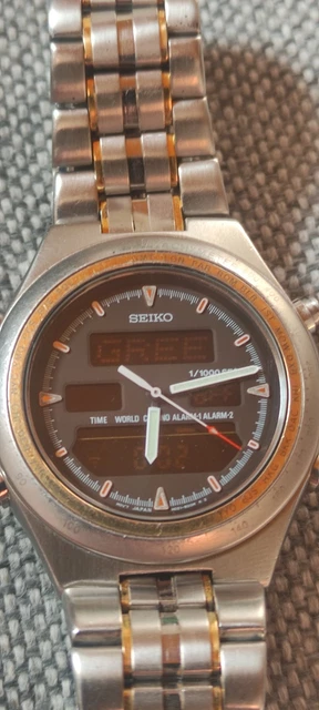 SEIKO GMT H021-8001 Duo Display Analog & Digital Quartz Alarm ...