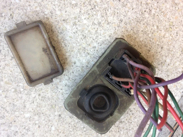 TRIUMPH SPITFIRE MK4/1500 Gt6 Mk3 Fuse Box £12.99 - PicClick UK