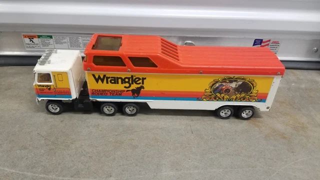 RARE VINTAGE ERTL Wrangler Rodeo Tractor Trailer And Horse Trailer EUR ...