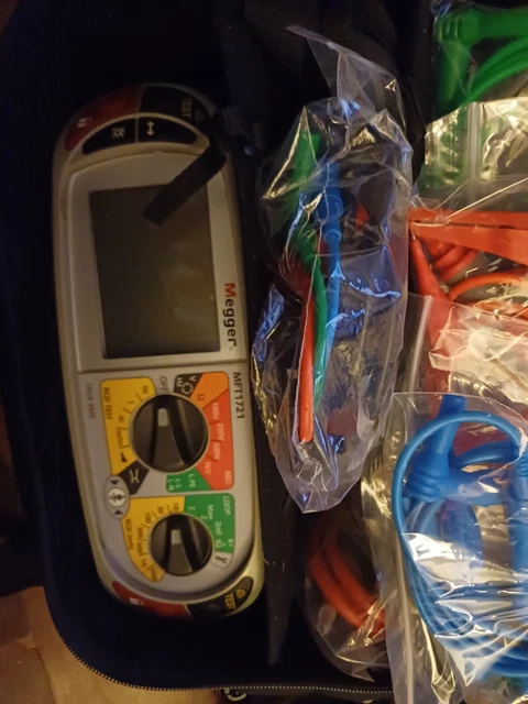 MEGGER MFT 1721 Multifunktionstester guter Zustand 12 Monate Kal ...