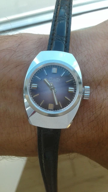 EXACTO PURPLE DIAL HAND-WINDING Vintage Collection ( 70´S ) NOS Montre ...