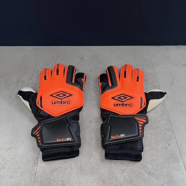 UMBRO NEO PRO DPS Goal Keeper Gloves Orange Adults Size 8 New £24.99 ...