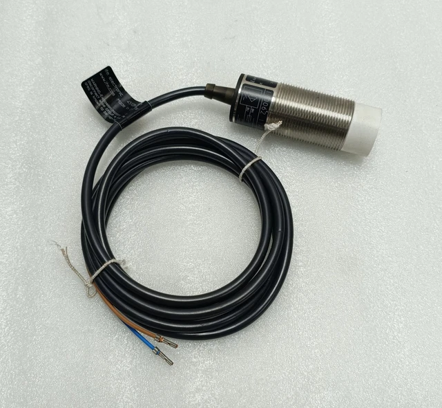 IFM II0062 INDUCTIVE Sensor IIA2015-ABOA/V4A M30 15mm 20-250V AC/DC Proximity Sw $156.27 ...