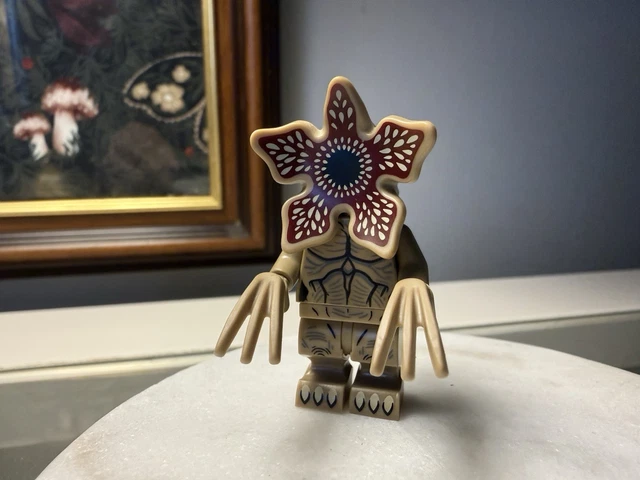 LEGO STRANGER THINGS Demogorgon Minifigure ST008 from Upside Down 75810 ...