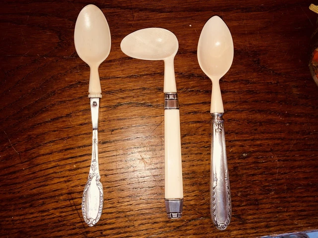 3 CUILLÈRES DE baptême à bouillie pour bébé en ARGENT Minerve 19e siècle EUR 70,00 - PicClick FR