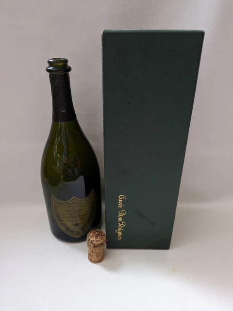 1982 DOM PERIGNON Moet Champagne Bottle Green Cardboard Box Cork £55.13 ...