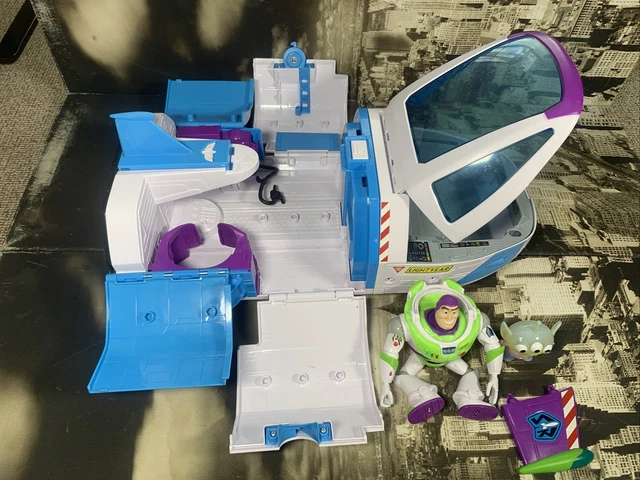 DISNEY TOY STORY Buzz Lightyear Star Command Spaceship Play Set Lights ...
