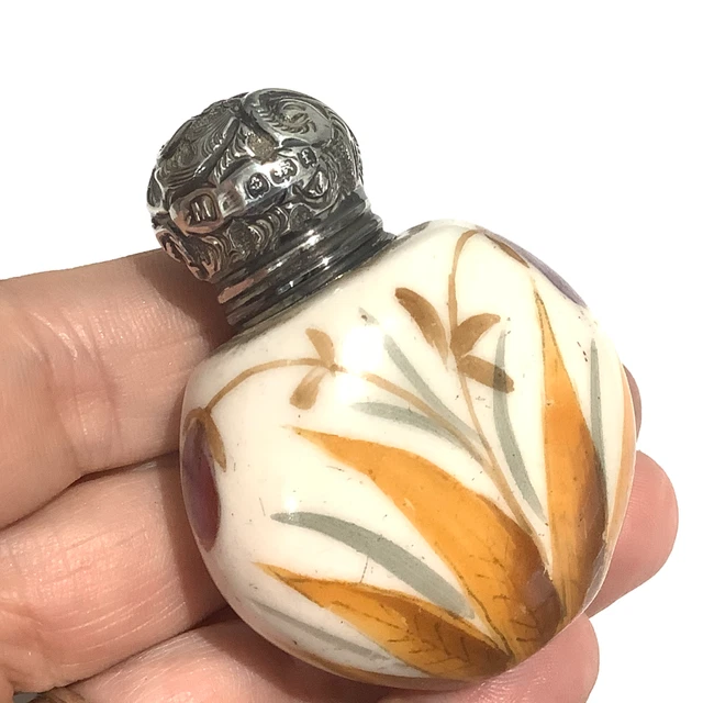 BEAUTIFUL ANTIQUE SILVER Charles May perfume/scent bottle circa 1905. £ ...
