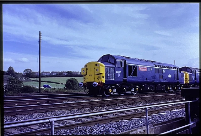 CLASS 37 - Train 35mm Colour Slide-37071 - See note £2.99 - PicClick UK