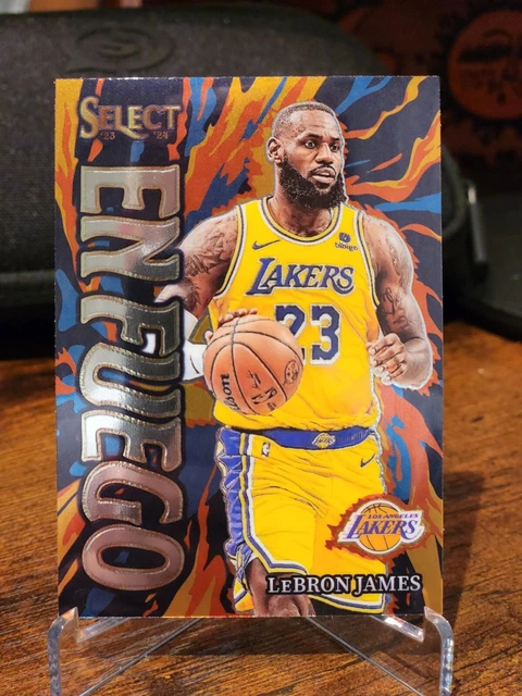 2023-24 SELECT NBA Lebron James Lakers inserto fuoco SP EUR 14,59 ...