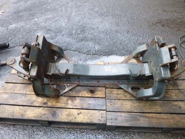 IVECO DAILY 35S Front Suspension Beam / Subframe Wishbone 2001 - 2012 £ ...