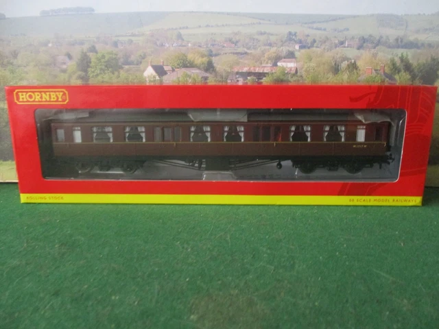 HORNBY HAWKSWORTH 3Rd Class Coach Br Maroon 'W1717W' Cat No.r4410 £30. ...