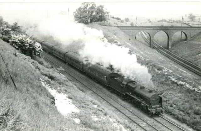 RAILWAY PHOTO LMS Patriot Class No 5504 ROYAL SIGNALS Roade Cutting ...