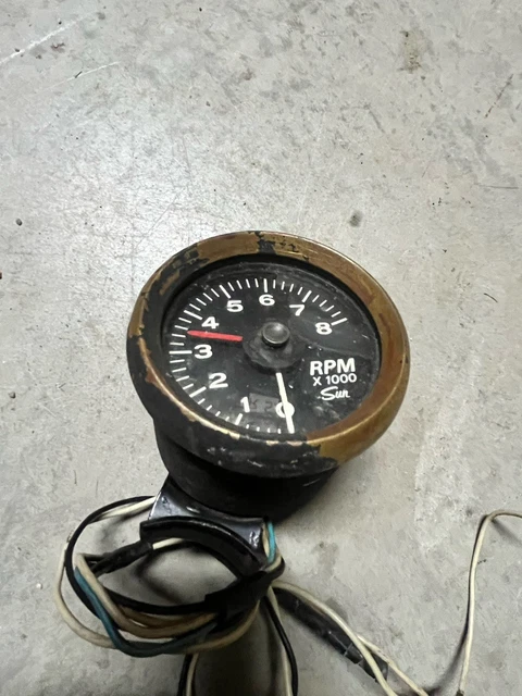 SUN TACHOMETER SUPER Tach, Original Super Tach w/ Bracket, Chevy, Ford ...