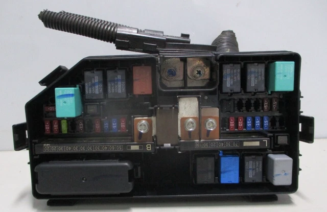 HONDA CIVIC 2012 Mk9 Engine Bay Fuse Relay Fuse Box St163 £39.00 ...