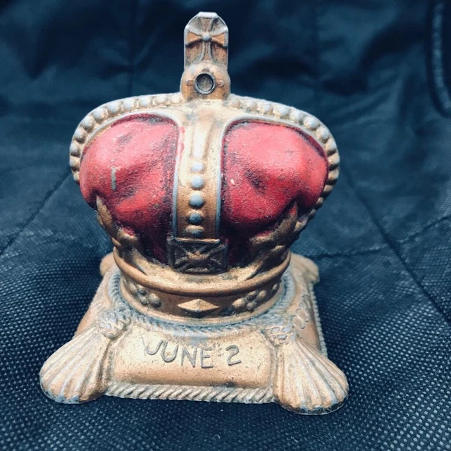 QUEEN ELIZABETH 11, 1953 Coronation Cast Iron Money Box EUR 52,27 ...