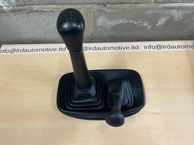 LAND ROVER DEFENDER Tdci Puma gear sticks and gaiter £75.00 - PicClick UK