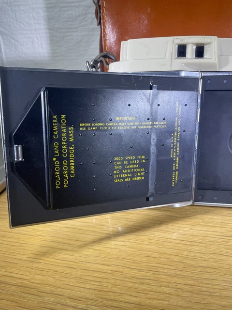 VINTAGE 1950S POLAROID Land Camera Model 800 - with case and ...